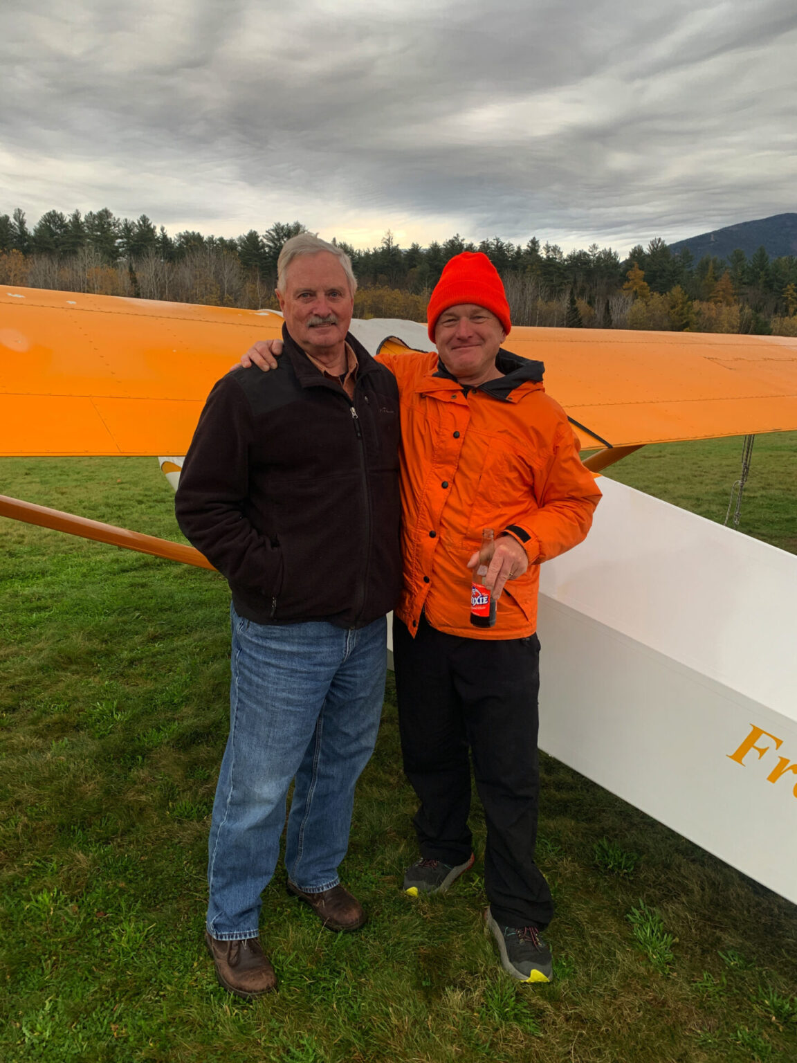Sky-High Achievements: Ken Baker & David DesFosses Soar Through Glider ...
